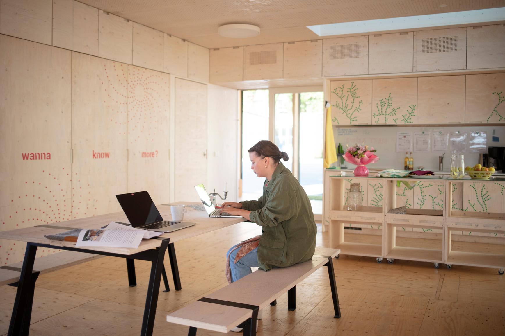 Human-Oriented Built Environment Lab (HOBEL) – smart living lab