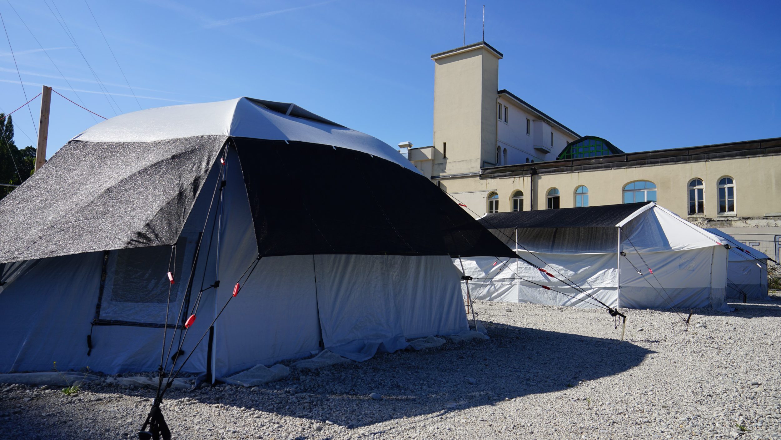 Humanitarian tents - Thermal performance and internal air quality ...